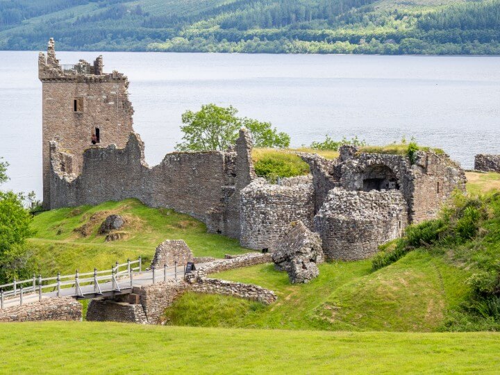Castillo de Urquhart: El Castillo del Lago Ness | Esmontravel